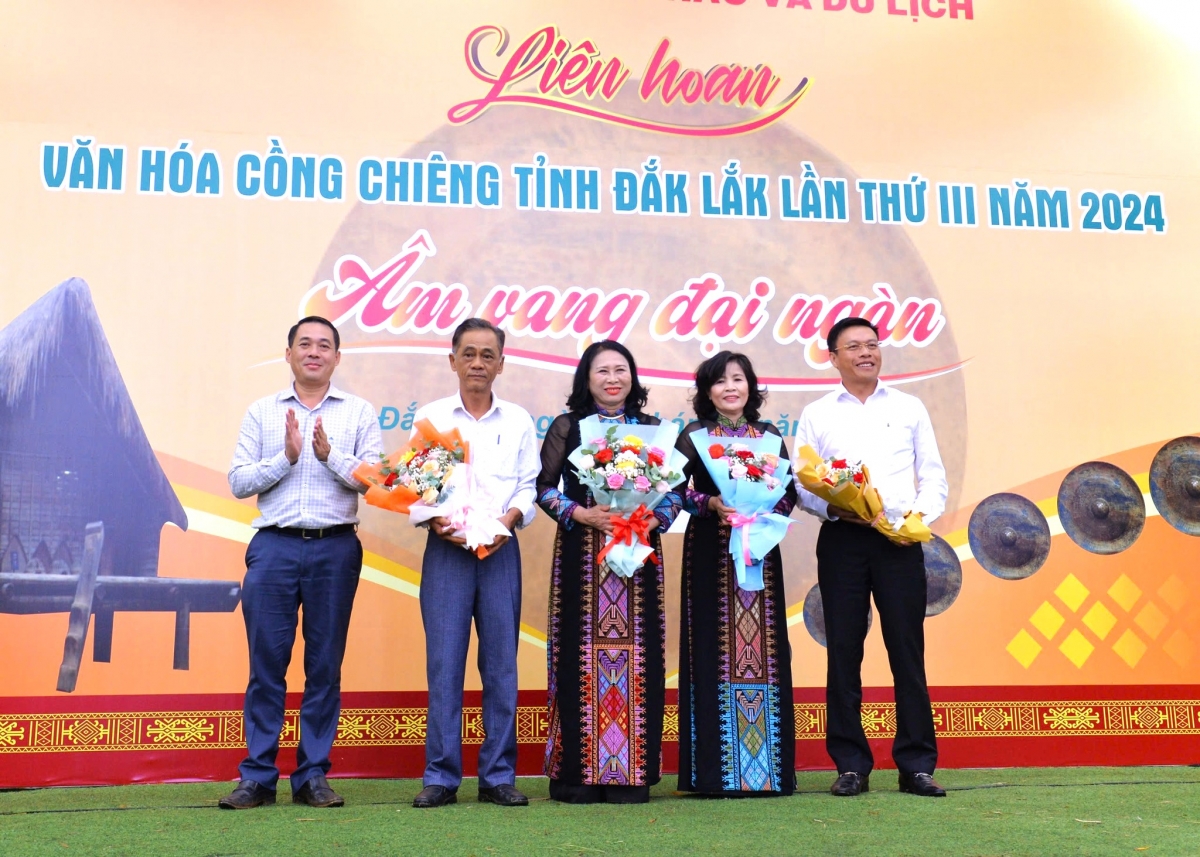 Nữ chủ nhân Khu Du lịch Cộng đồng Kotam - Khu du lịch sinh thái cộng ...